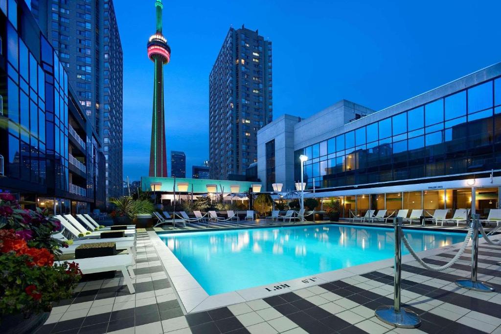 ¿Dónde alojarse en Toronto? Las 3 Mejores Zonas (2025)